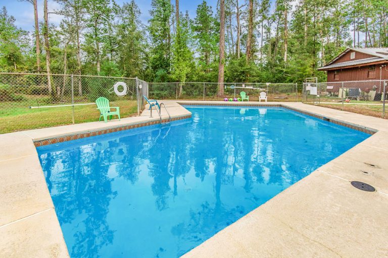 Bundick Lake Retreat Center & RV Park - Bundick Lake Retreat and RV Park
